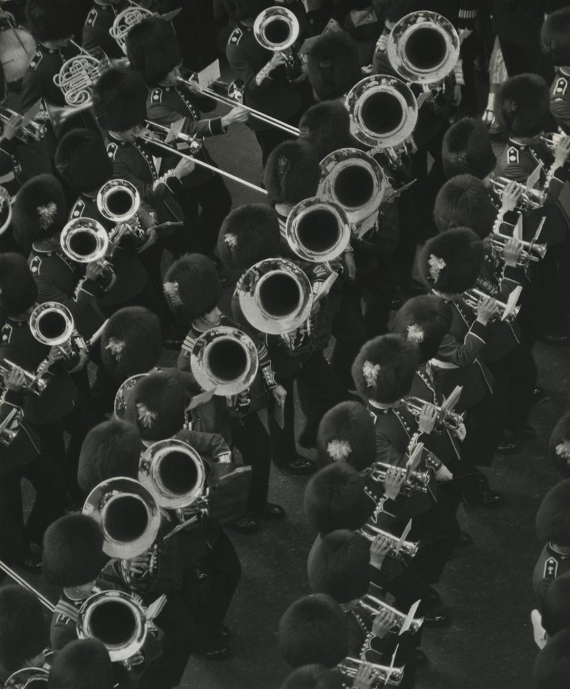 Banda marcial em St. James Park | Godfrey Macdominic