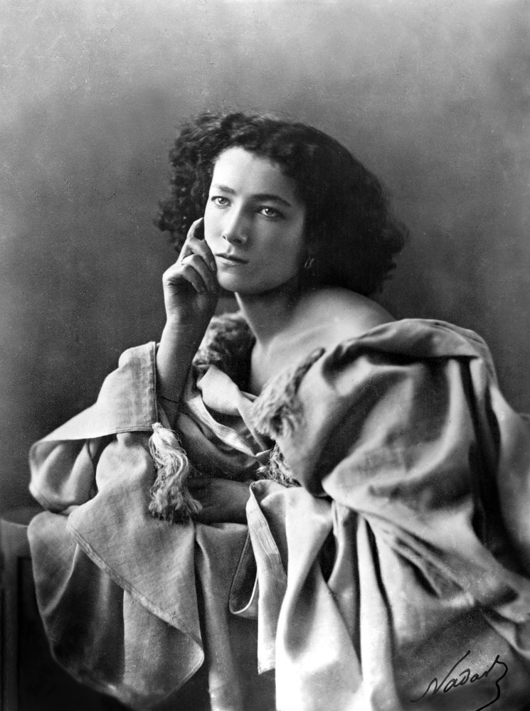 A atriz francesa Sarah Bernhardt (1844-1923), foto de Nadar (1820-1910)